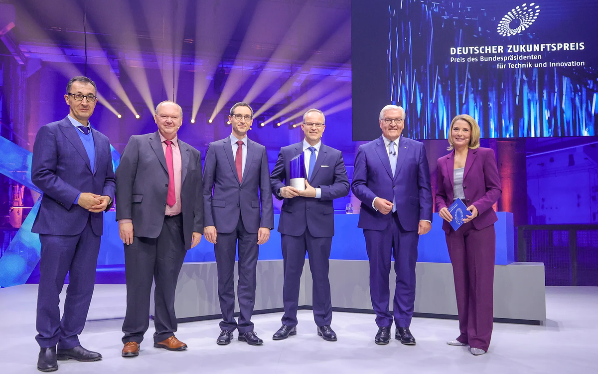 A Research Team from ams OSRAM and Fraunhofer Wins the Deutscher Zukunftspreis for Digital Light ...