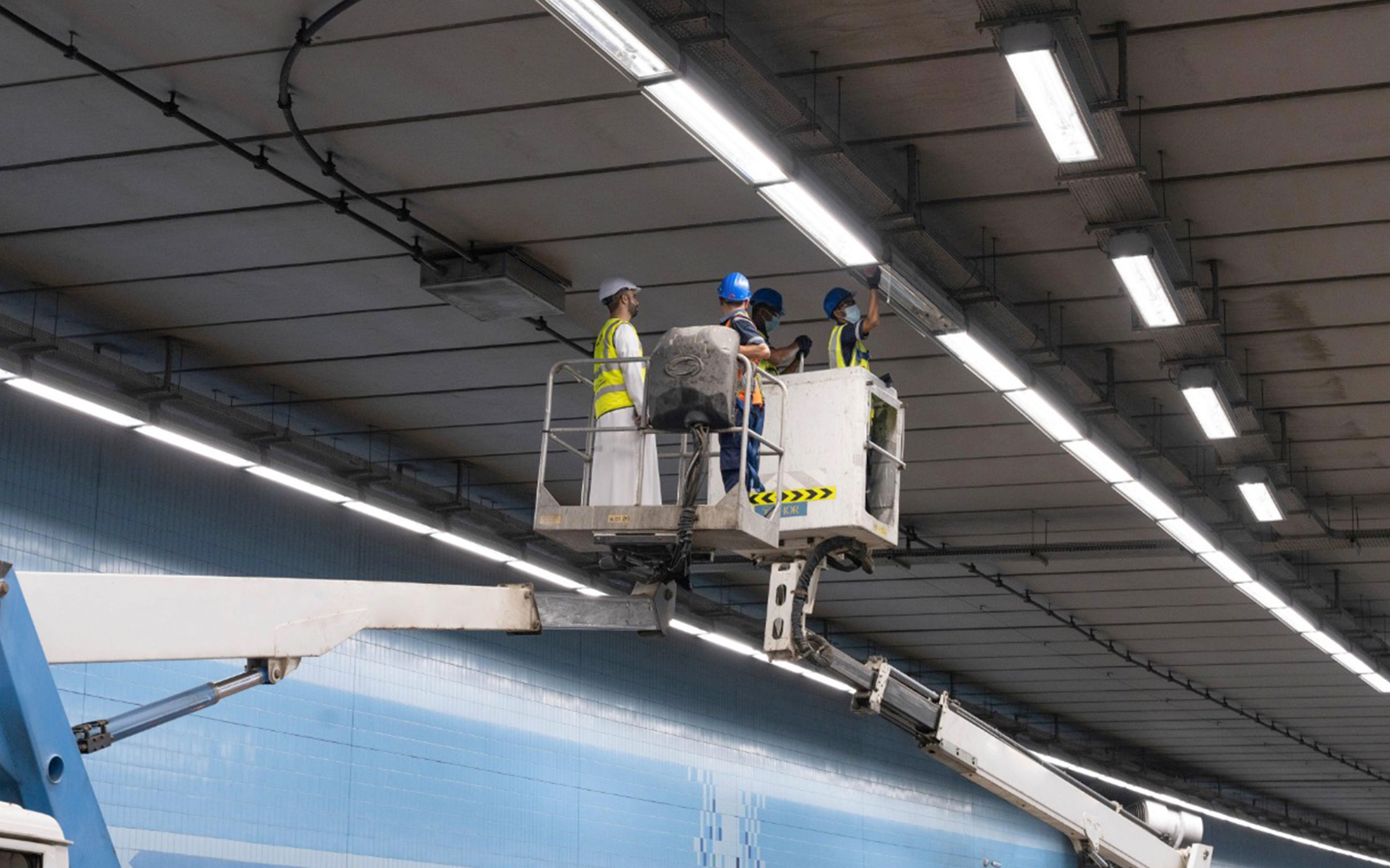 RTA Upgrades Tunnel Lighting Through 14,400 Eco-friendly LED Units ...