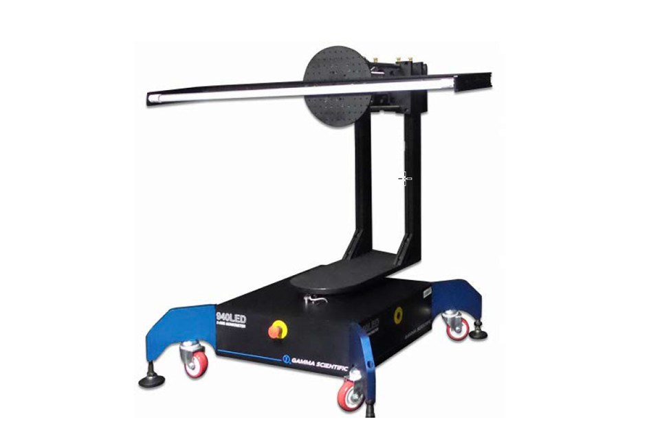 New Gamma Scientific 940 LED-1200 Goniometer: Rapid, Precise ...