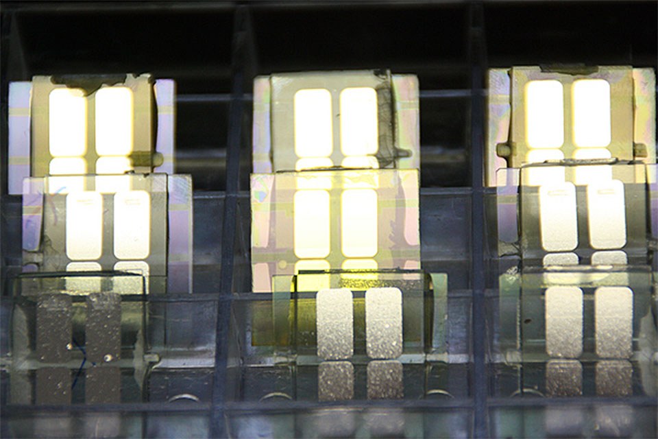 Project cyFLEX Launched to Develop OLED-Based Luminescent Packaging ...